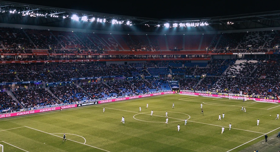 EMC Academy - EMC UK Football Academy | Football Scholarships | Soccer ...